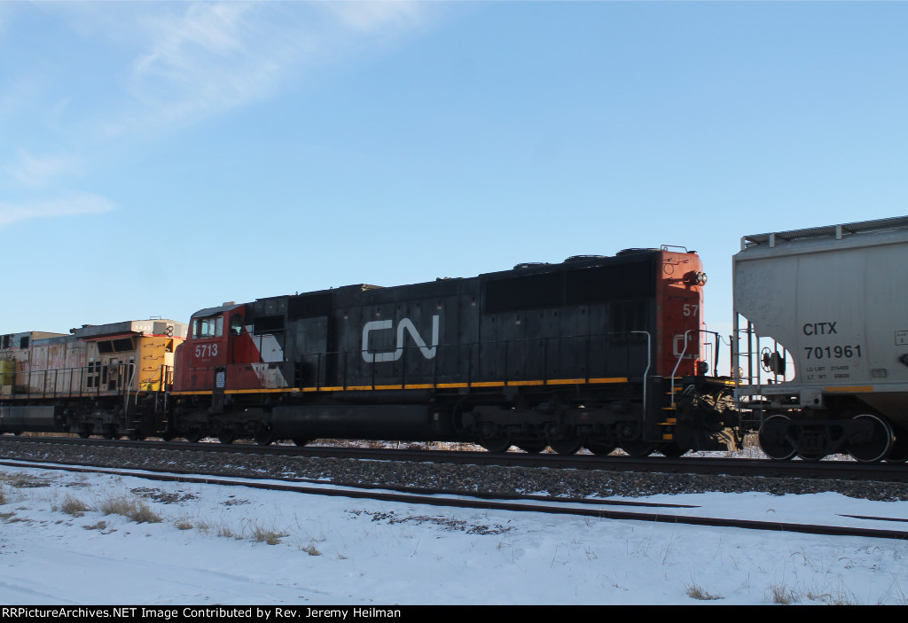 CN 5713 (2)